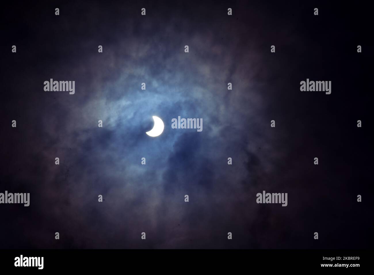 Annular solar eclips hi-res stock photography and images - Alamy