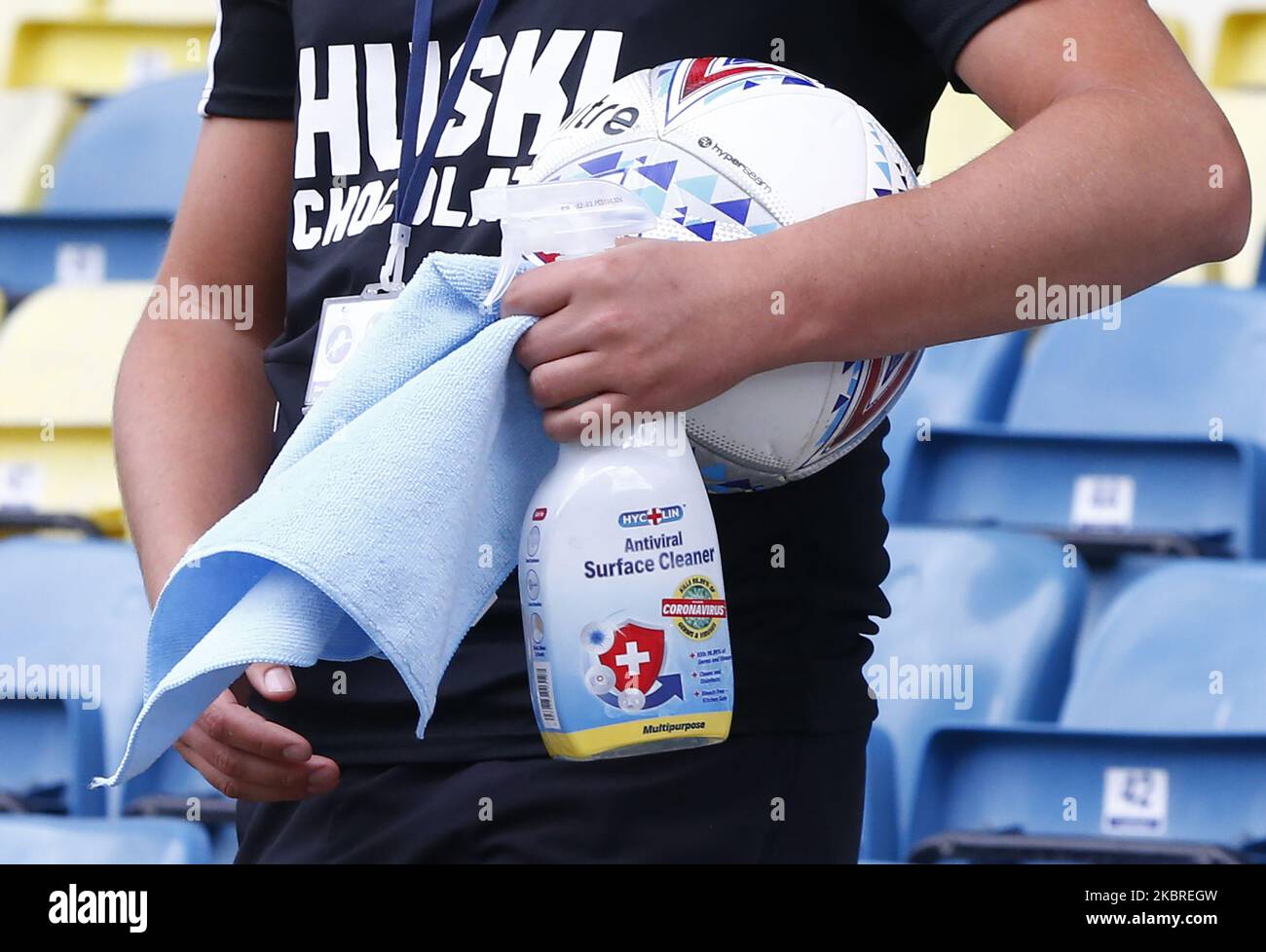 Antiviral surface cleaner hi-res stock photography and images - Alamy