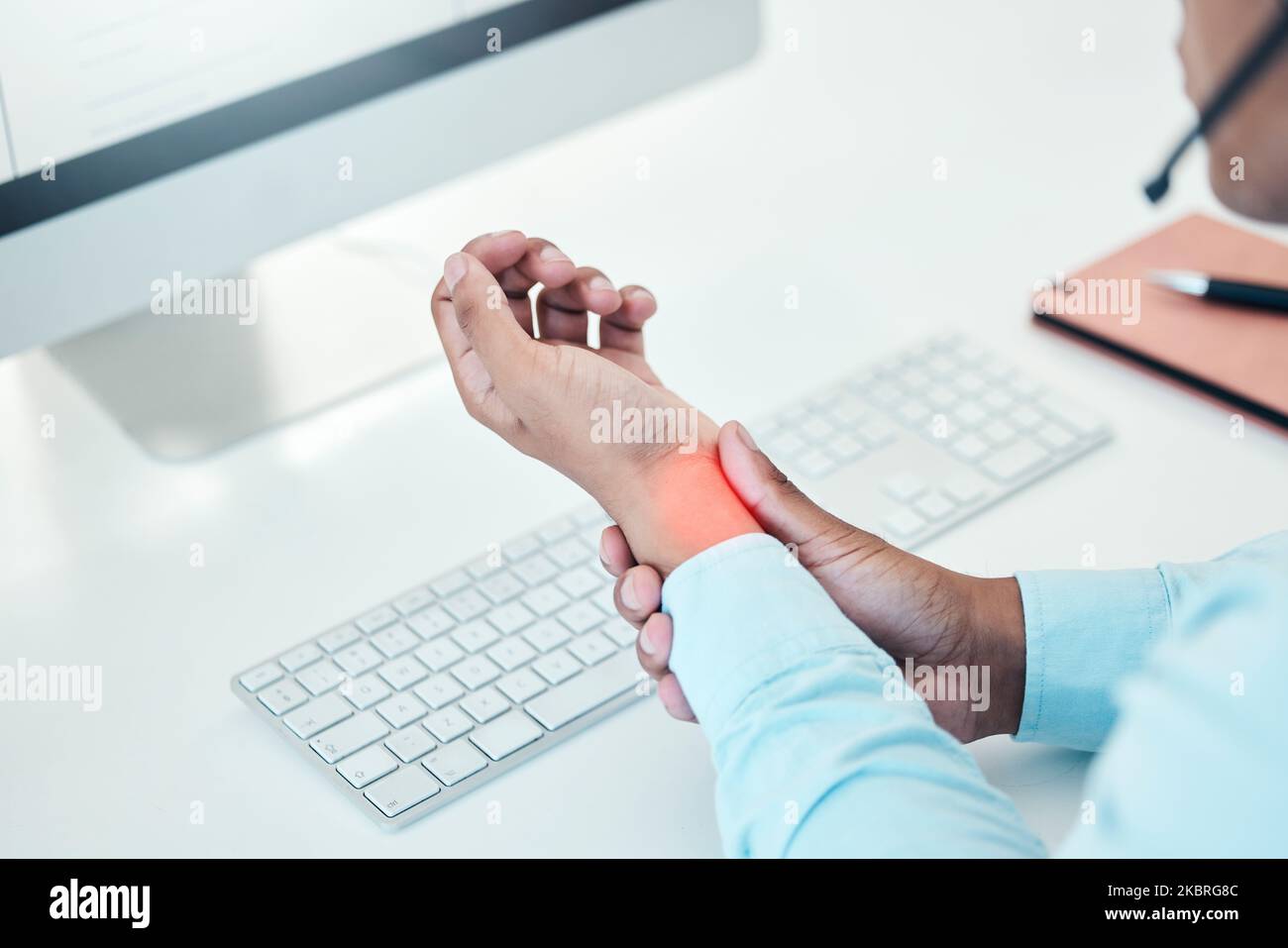 Businessman, hands injury or office carpal tunnel by computer in call ...