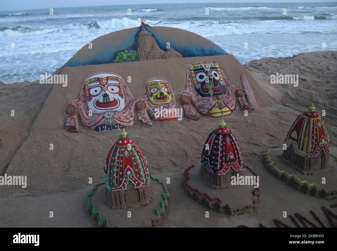 Indian sand artist sudarshan patnaik hi-res stock photography and ...