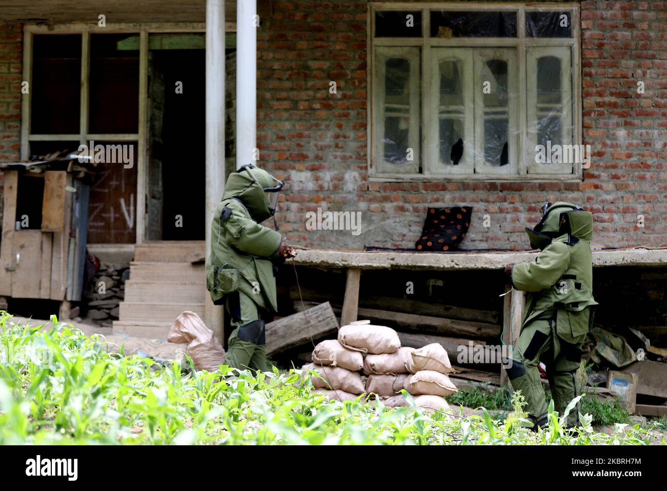 India ceasefire violation hi-res stock photography and images - Alamy