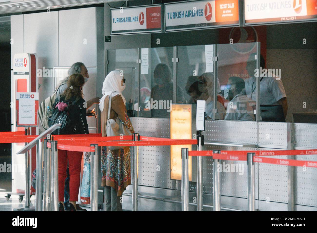 Turkish airline ticket counter hi-res stock photography and images - Alamy