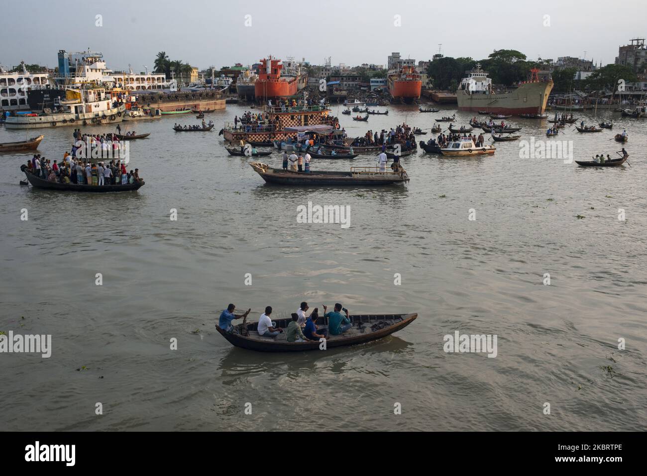 Bangladesh ferry rescue hi-res stock photography and images - Alamy