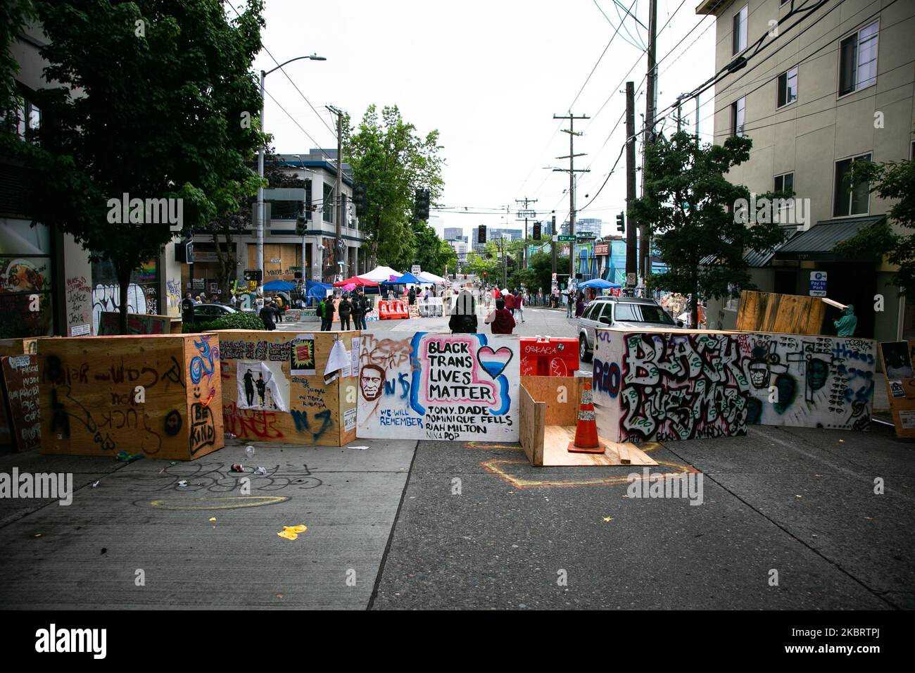 Police intact people hi-res stock photography and images - Alamy
