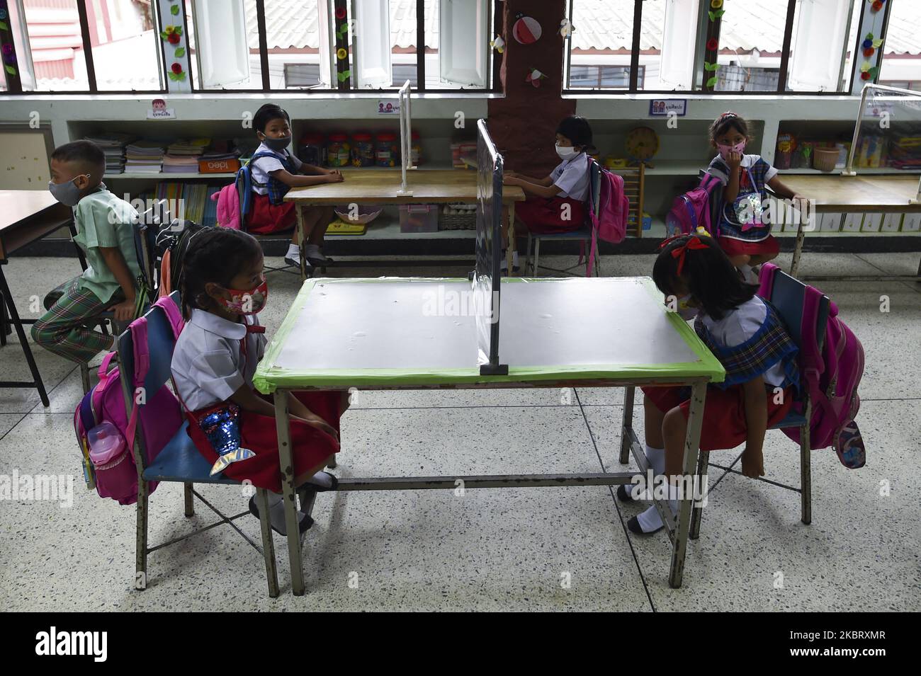 Plastic sheets floor hi-res stock photography and images - Alamy