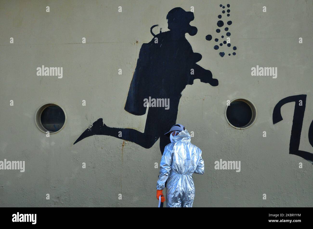 Labobar ship hi-res stock photography and images - Alamy