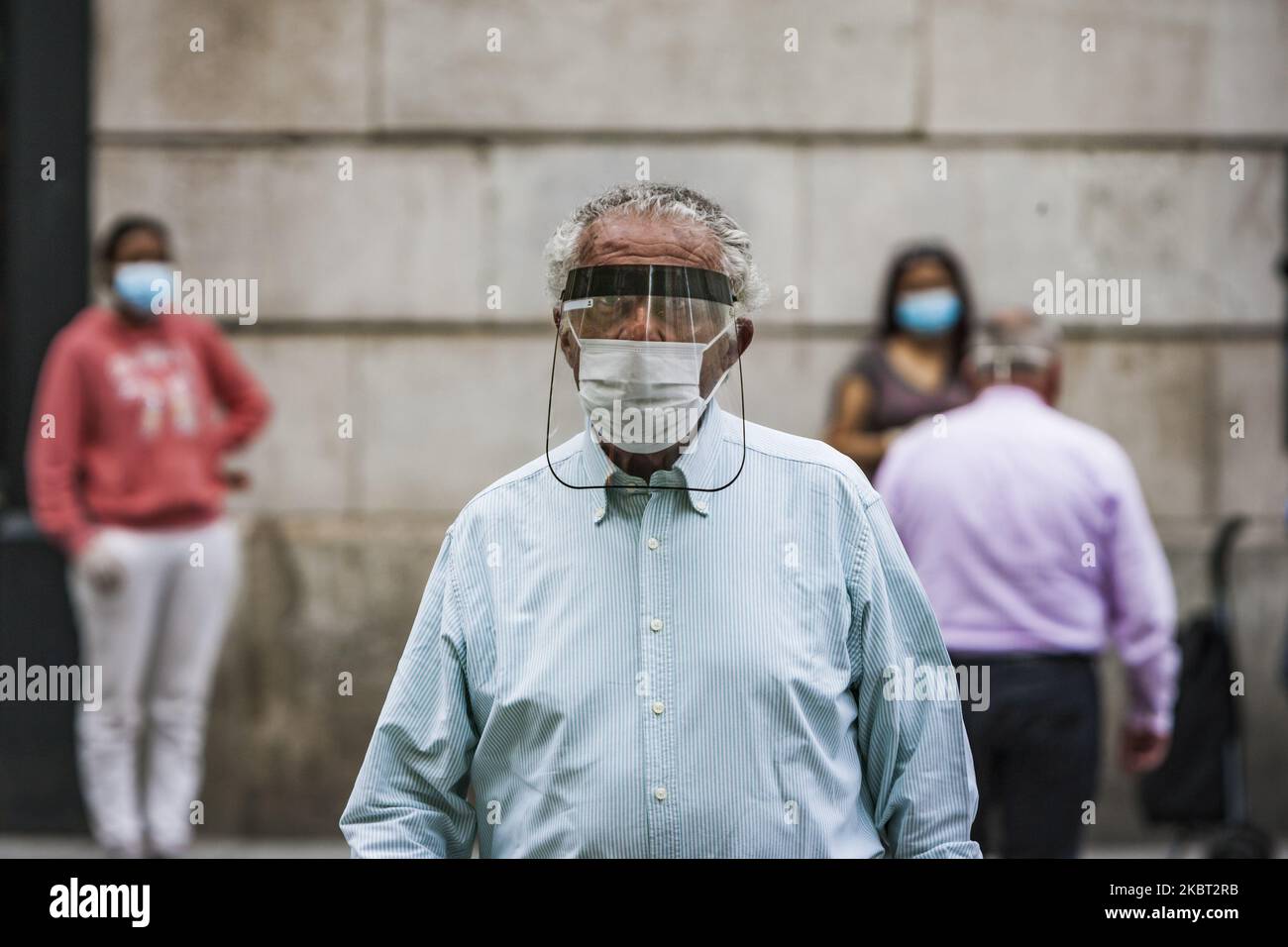 Man face shield mask protected hi-res stock photography and images - Alamy