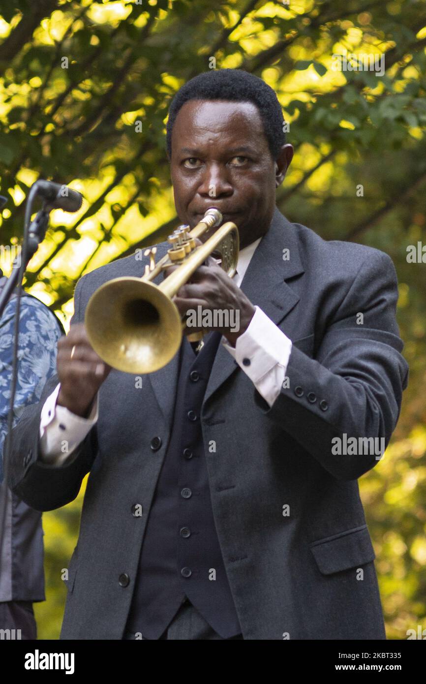 Jazz singer Joseph Siankope and his New Orleans Jazz Band during their ...