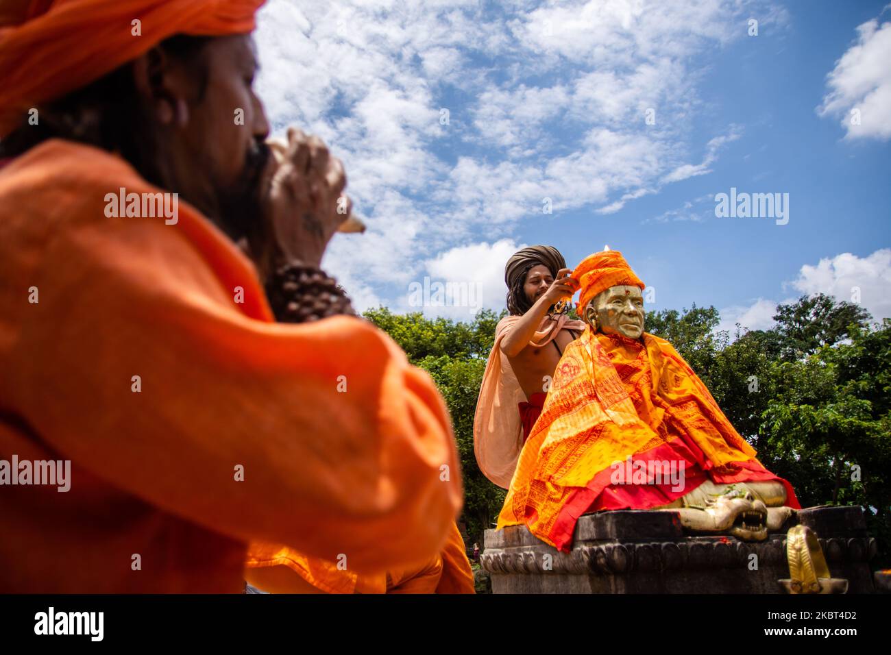 Hindu Disciple worship their guru Naraharinath on the occasion of Guru ...