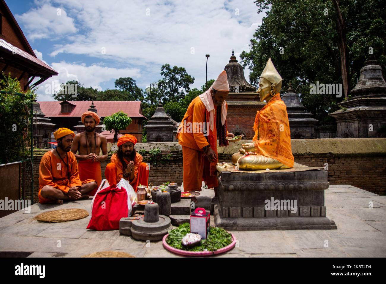 Hindu Disciple worship their guru Naraharinath on the occasion of Guru ...