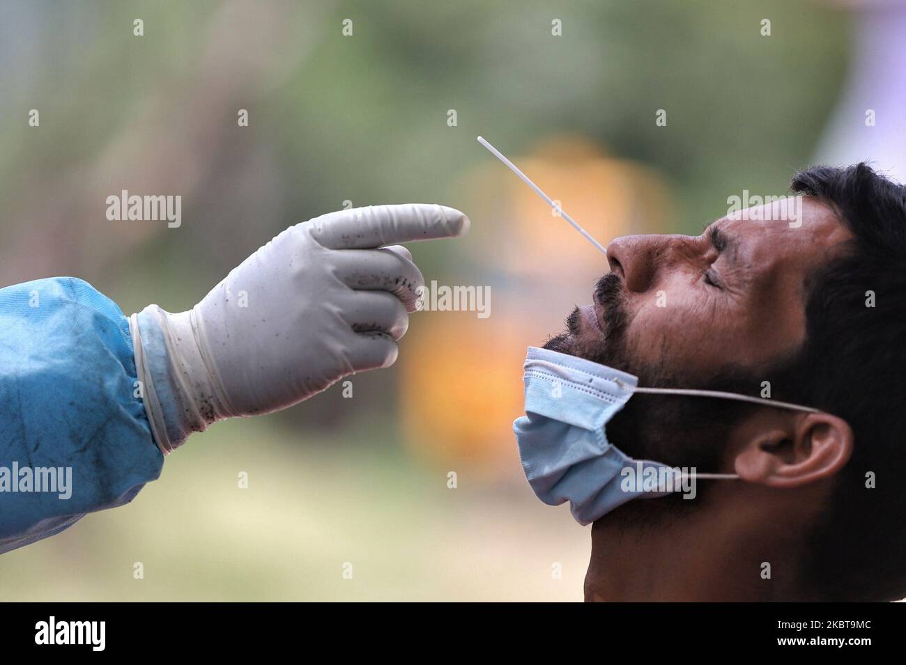 Ppe overalls hi-res stock photography and images - Alamy