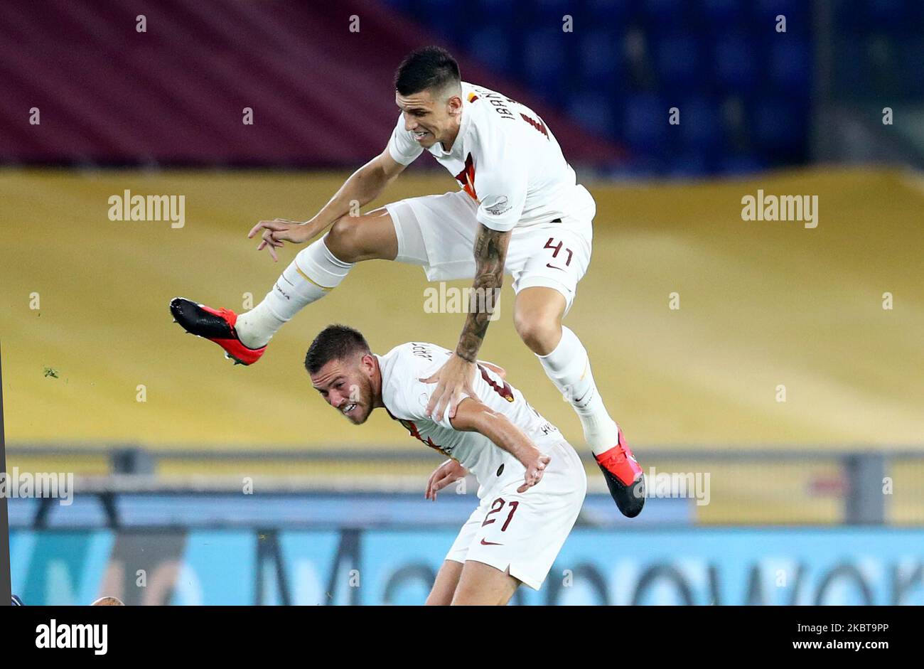 Jordan Veretout and Roger Ibanez of Roma during the football Serie A ...