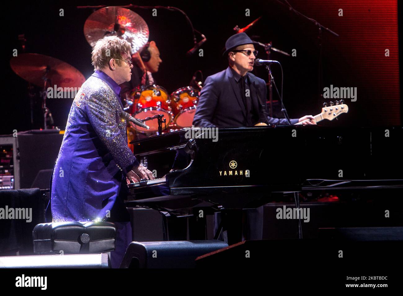Elton john legend hi-res stock photography and images - Alamy