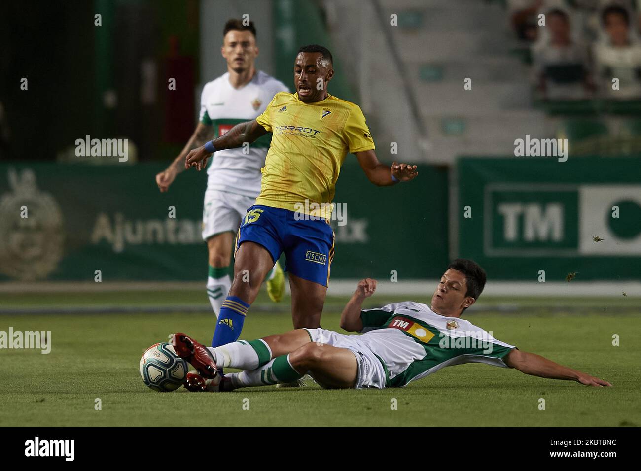 Carlos Akapo of Cadiz in action during the La Liga Smartbank match ...