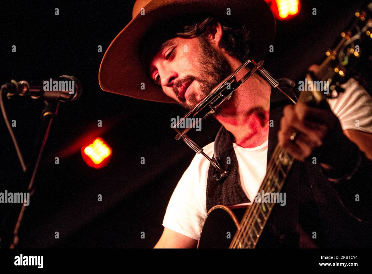 Ryan bingham live concert hi-res stock photography and images - Alamy