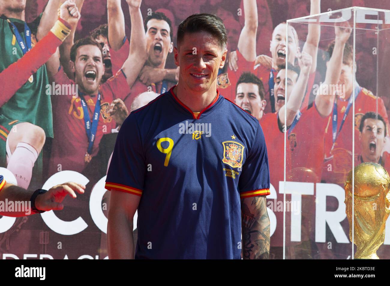 Fernando Torres 9 2022 Pose
