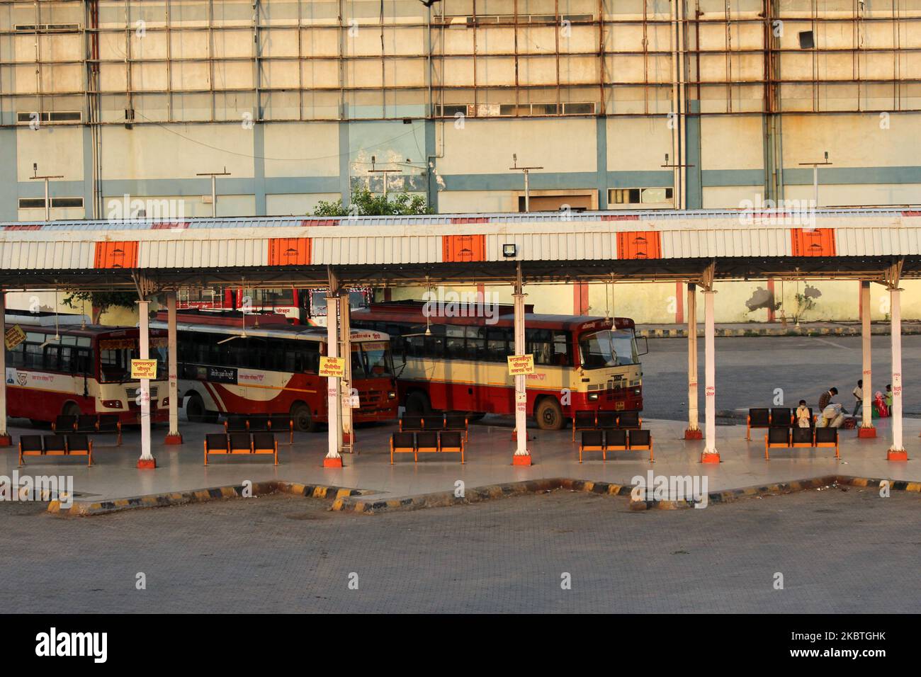Uttar pradeshs vaishali roadways bus stand hi-res stock photography and ...