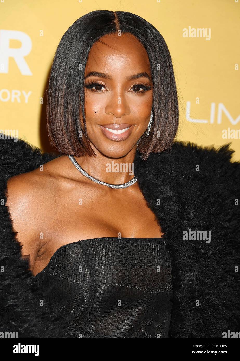 WEST HOLLYWOOD, CA - NOVEMBER 03: Kelly Rowland attends 2022 amfAR Gala ...