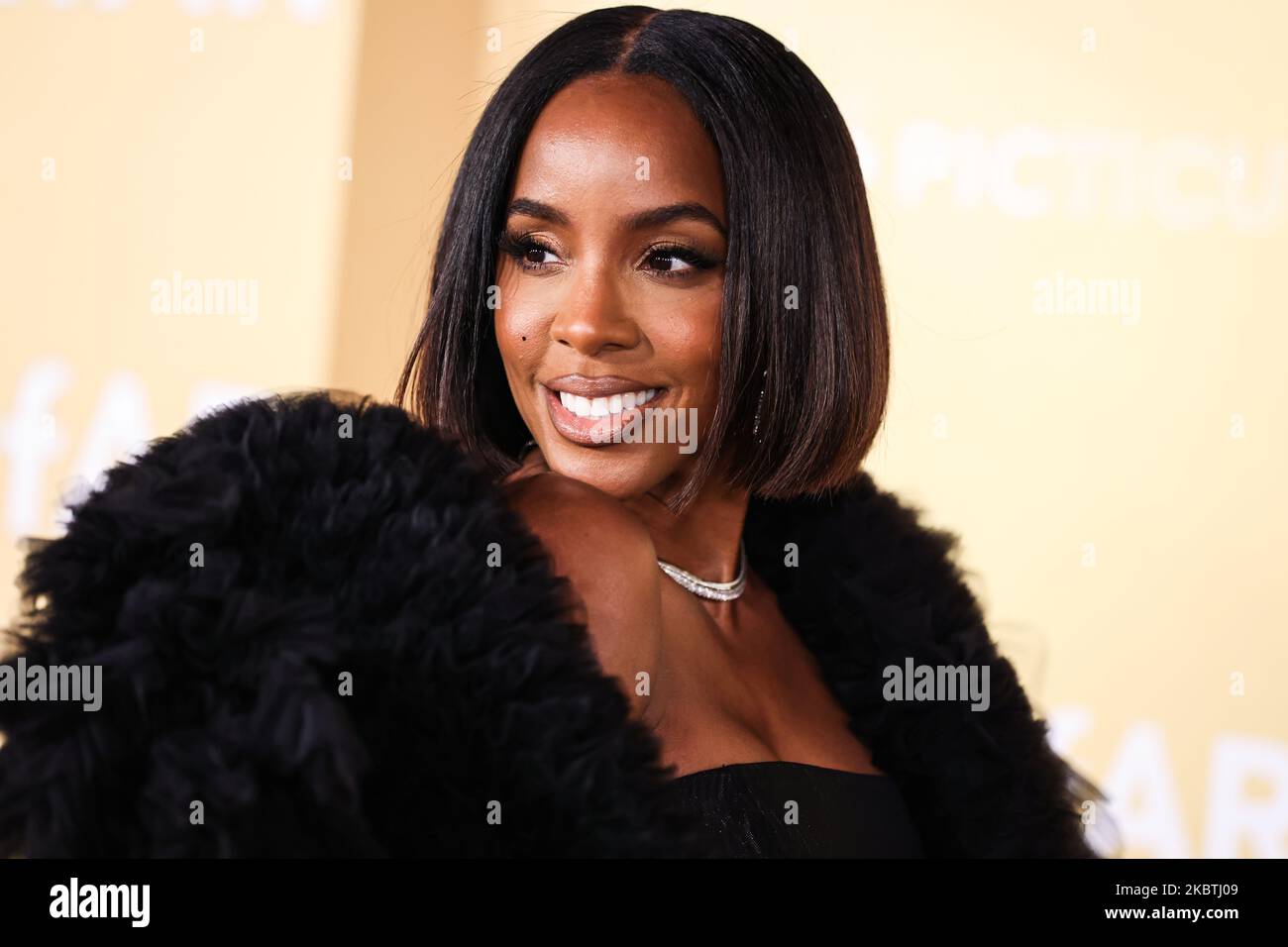 WEST HOLLYWOOD, LOS ANGELES, CALIFORNIA, USA - NOVEMBER 03: Kelly ...