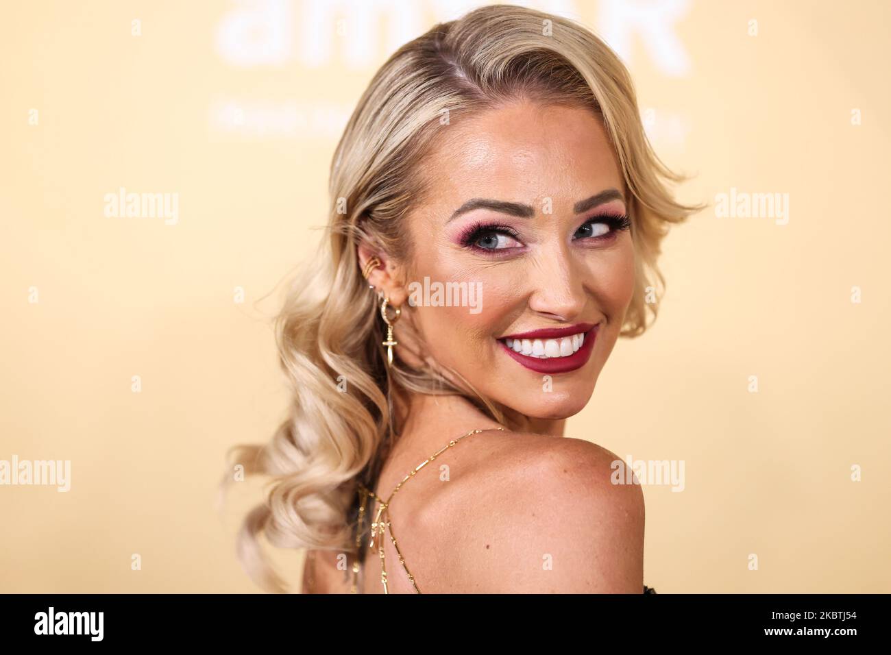 WEST HOLLYWOOD, LOS ANGELES, CALIFORNIA, USA - NOVEMBER 03: Mary ...