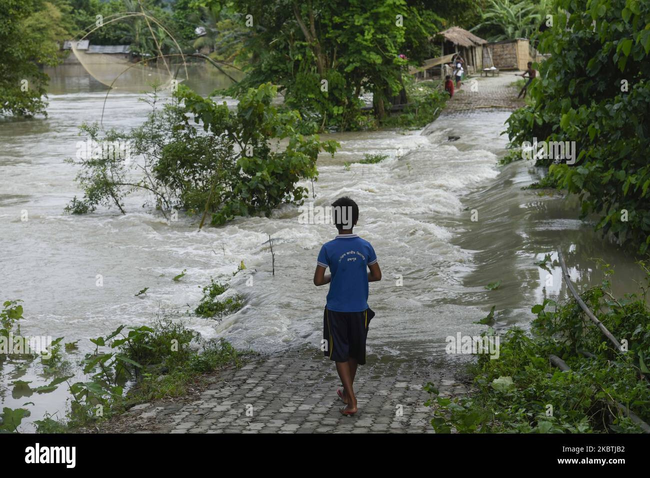 Indian flood affected children hi-res stock photography and images - Alamy