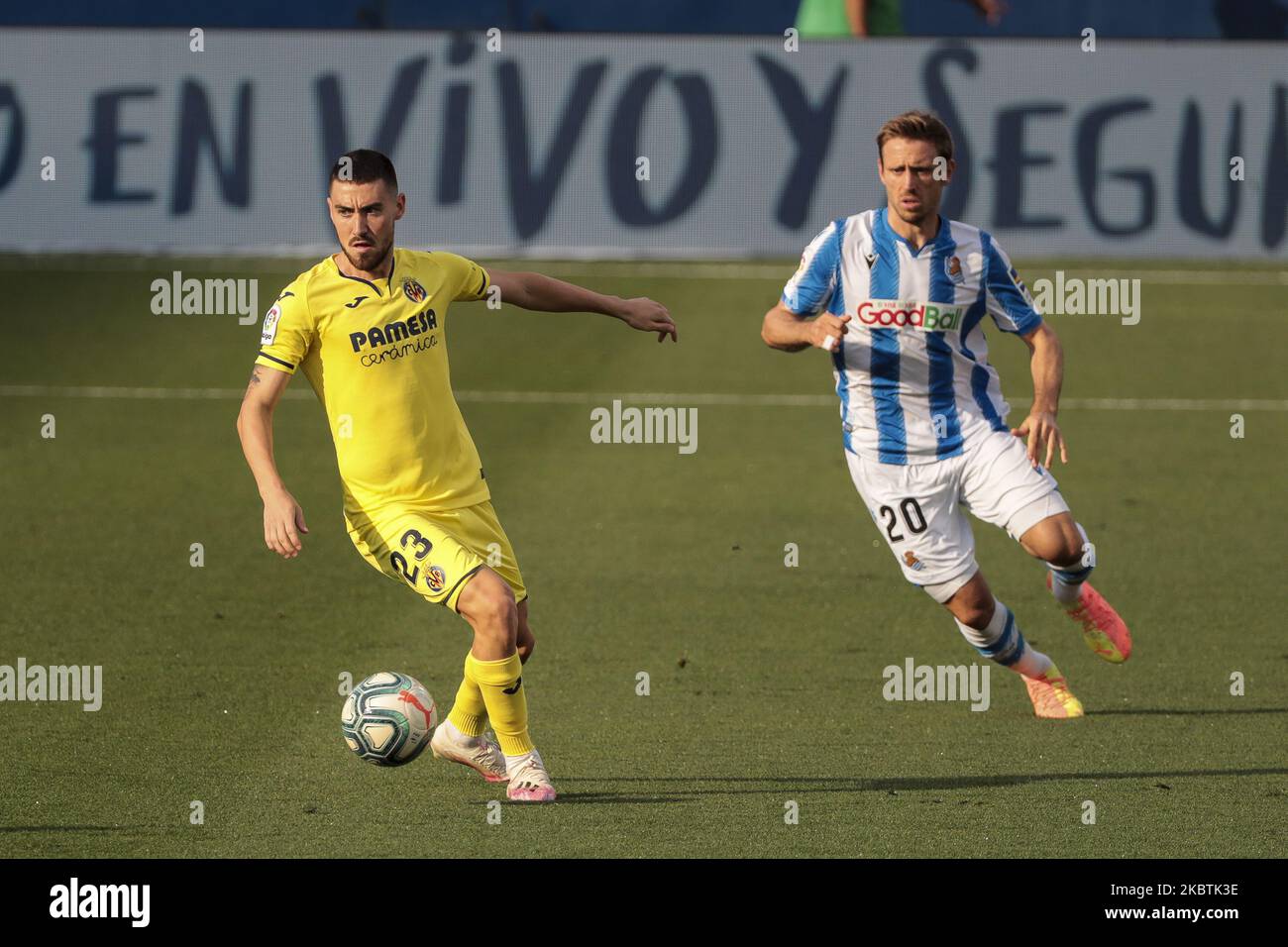 Villarreals moiss gmez bordonado hi-res stock photography and images ...