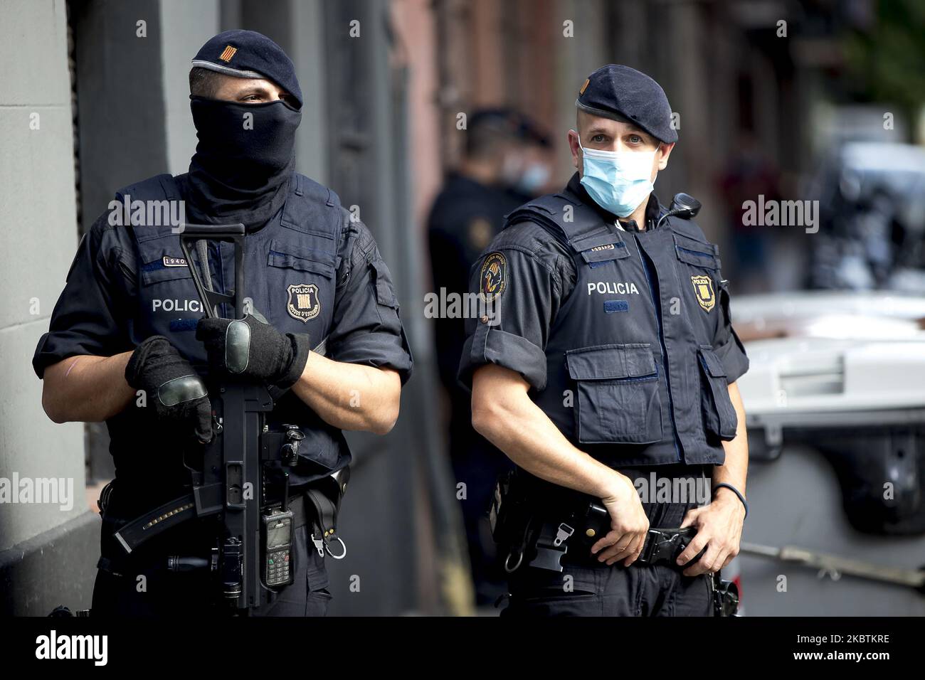 Catalan regional police force mossos desquadra hi-res stock photography ...