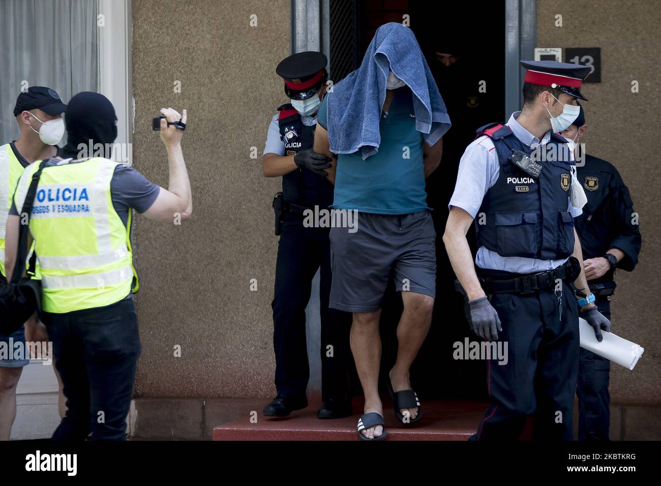 Catalan regional police force mossos desquadra hi-res stock photography ...