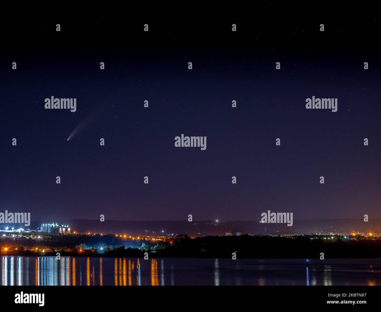 Magnitude comet hi-res stock photography and images - Alamy