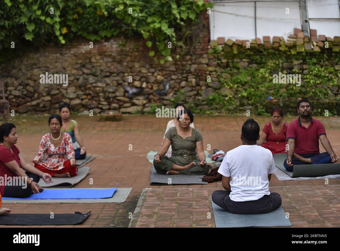 Yog sadhana samaj hi-res stock photography and images - Alamy
