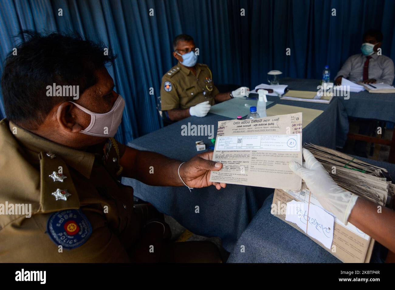 Consecutive day of postal voting hi-res stock photography and images ...
