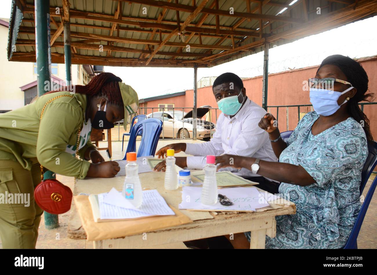 Discharge certificate register hi-res stock photography and images - Alamy