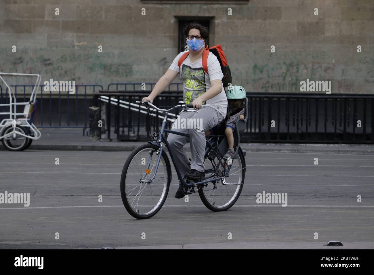 18 the normal hi-res stock photography and images - Alamy