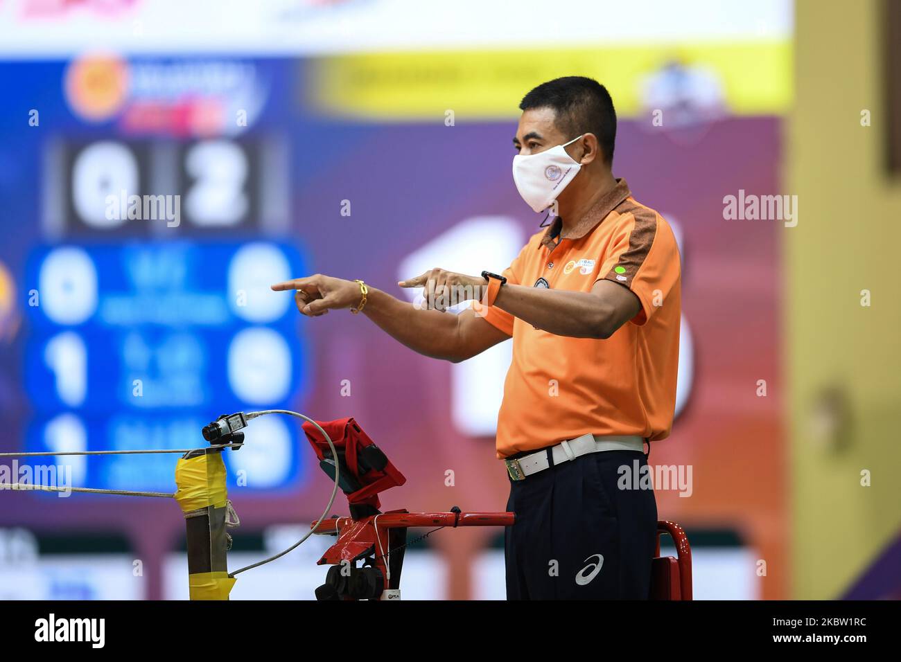 Volleyball referee hi-res stock photography and images - Alamy