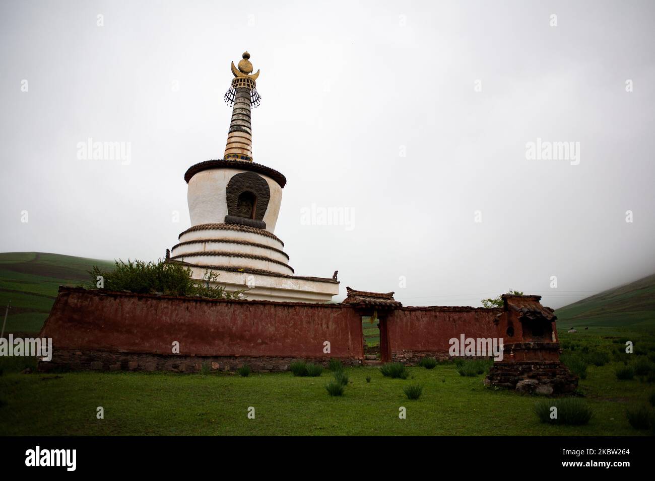 Youning temple hi-res stock photography and images - Alamy