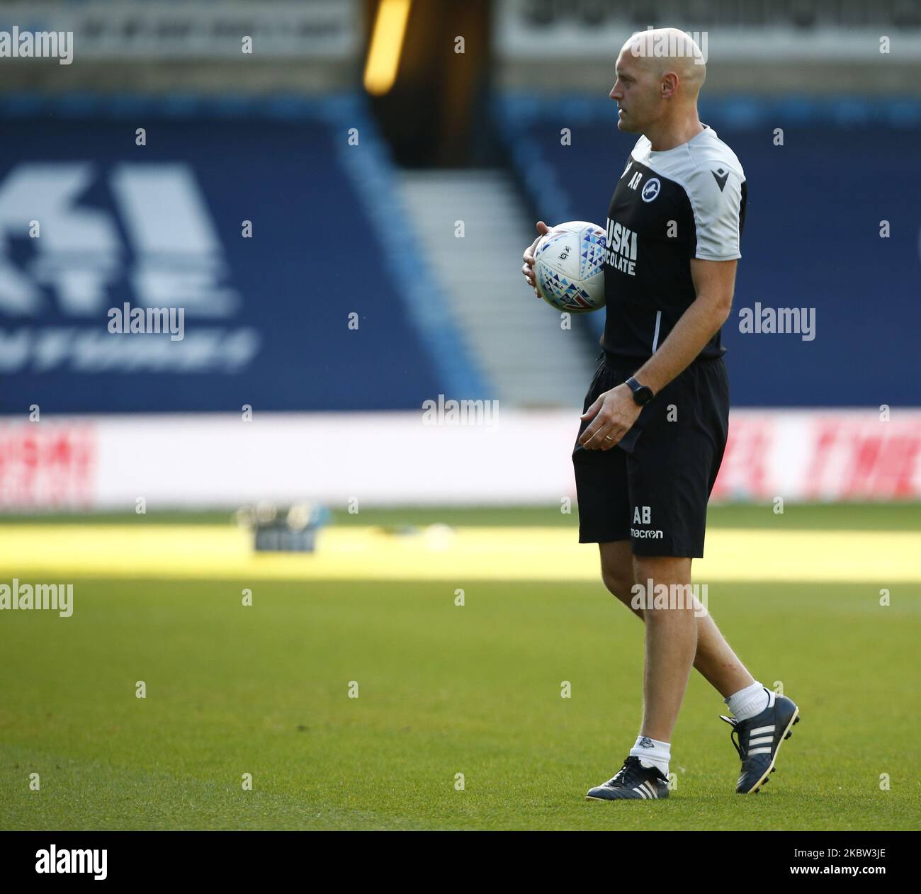Assistant manager adam barrett hi-res stock photography and images - Alamy