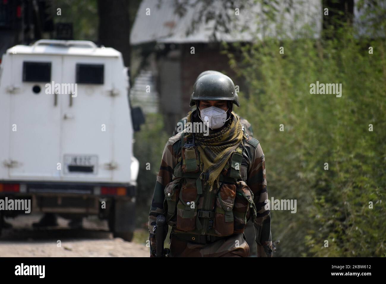 Indian police mask hi-res stock photography and images - Alamy