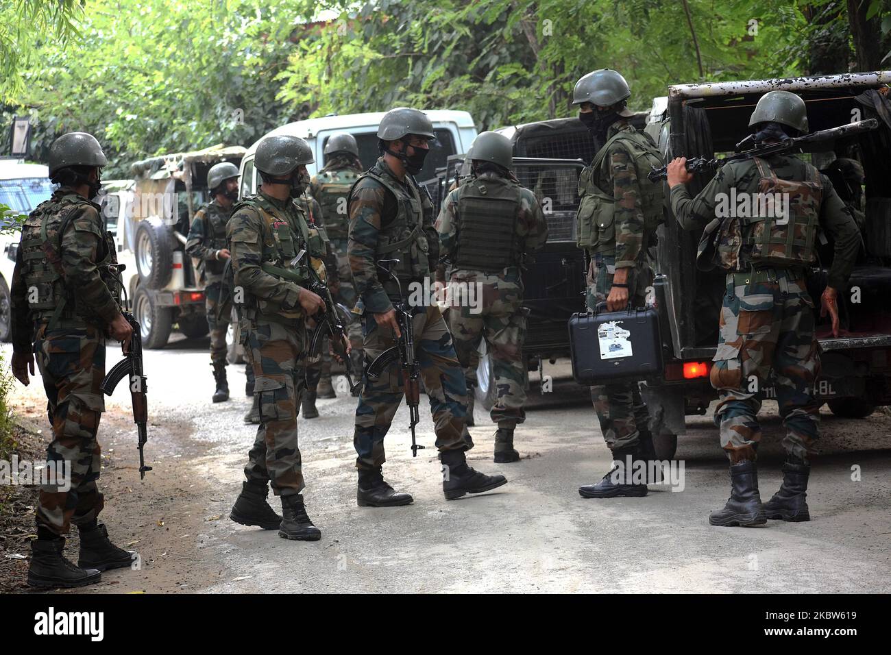 Indian armymen hi-res stock photography and images - Alamy