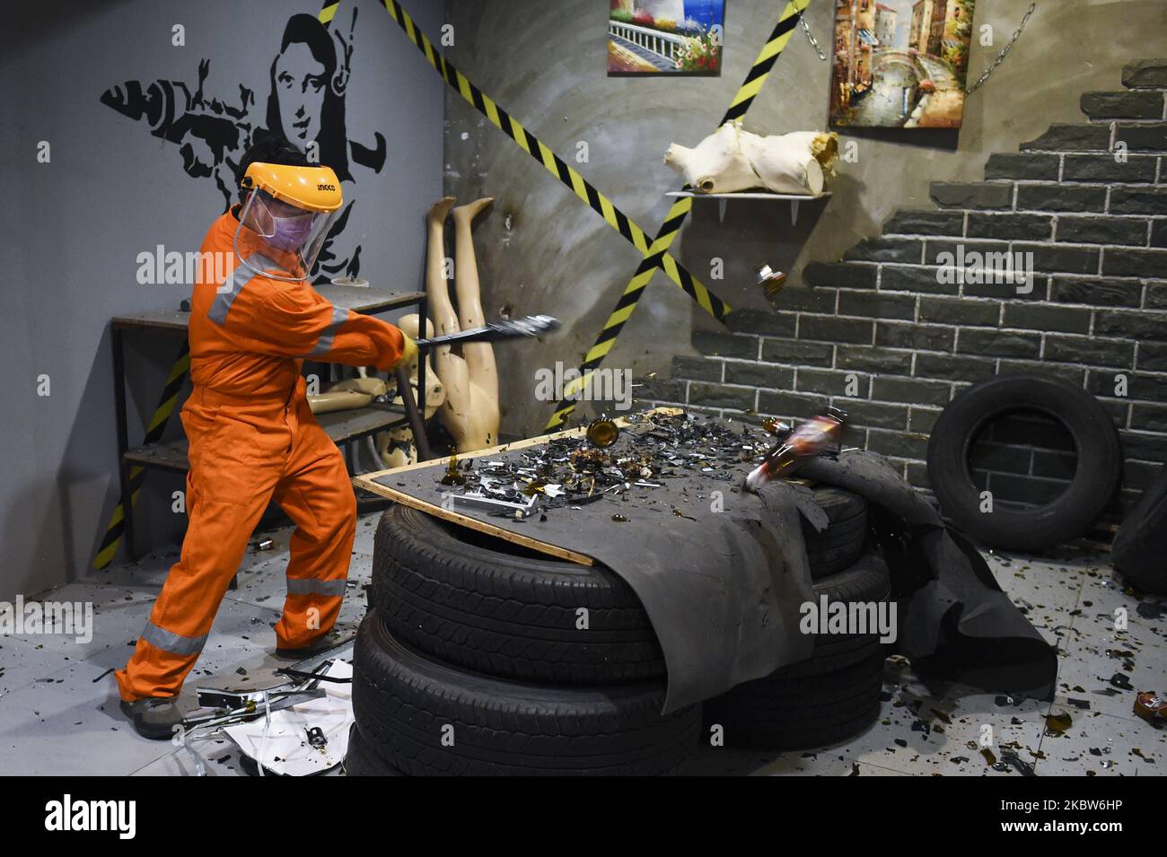 Smashes bottles hi-res stock photography and images - Alamy