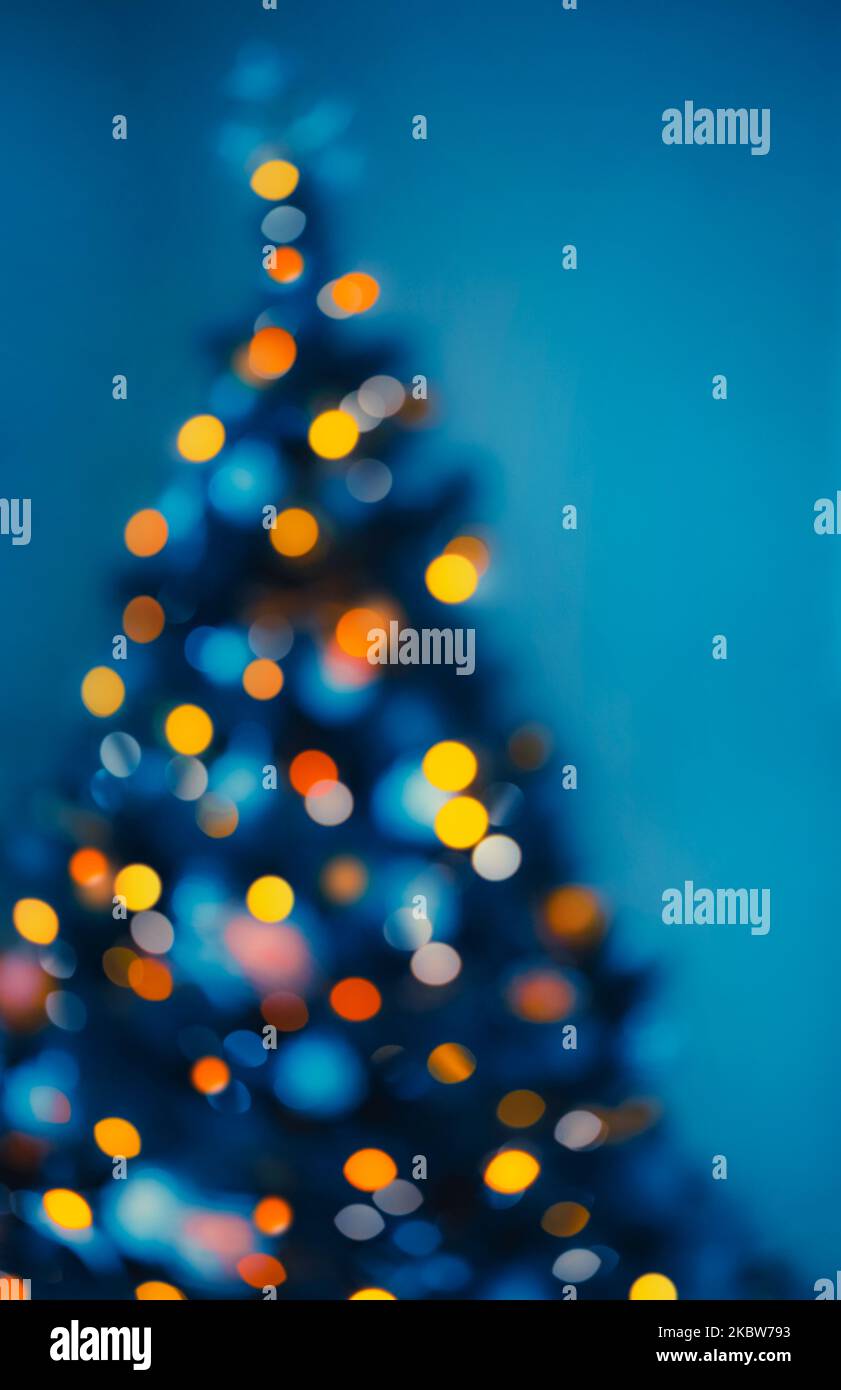 Christmas Tree Blurry Bokeh Background Stock Photo - Alamy