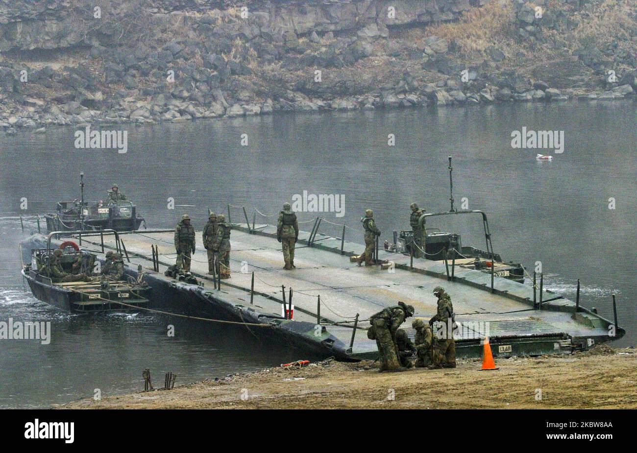 2003 us army in korea hi-res stock photography and images - Alamy