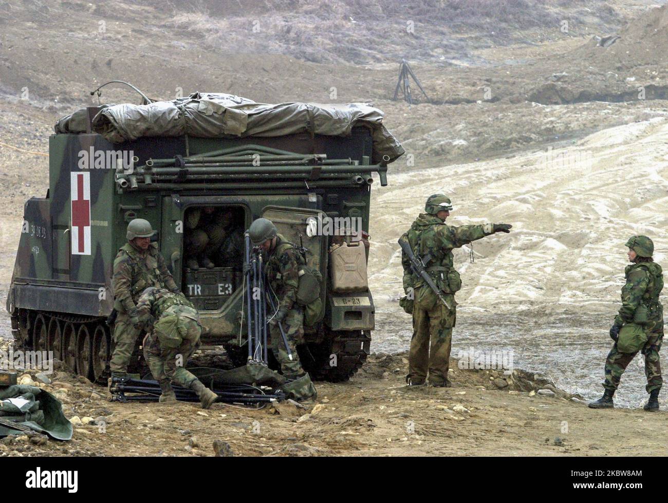 Us military medical team installation hi-res stock photography and ...