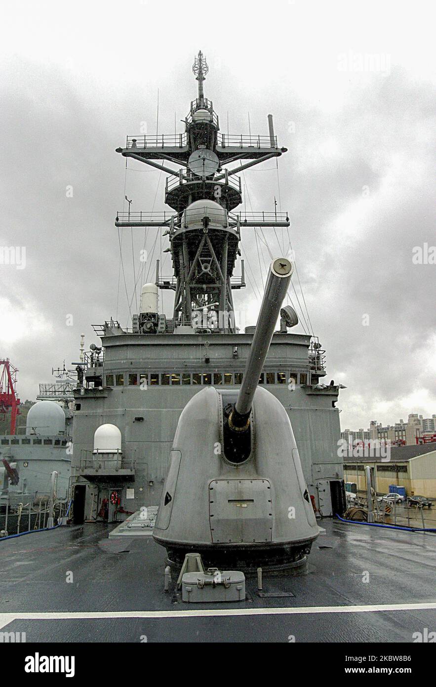 May 30, 2003-Busan, South Korea-US Navy hold inspection event during an ...