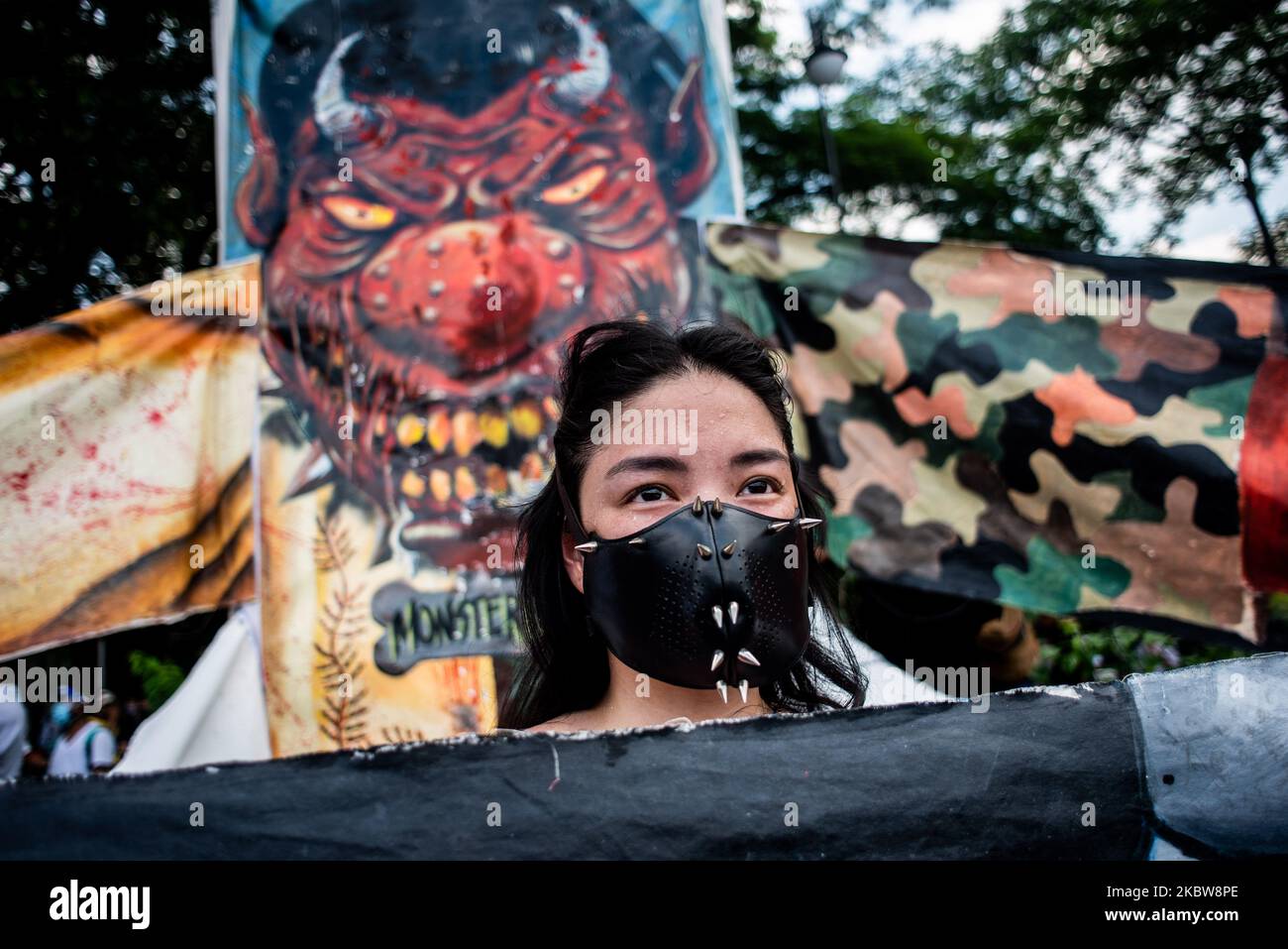 Philippine president rodrigo dutertes face hi-res stock photography and ...