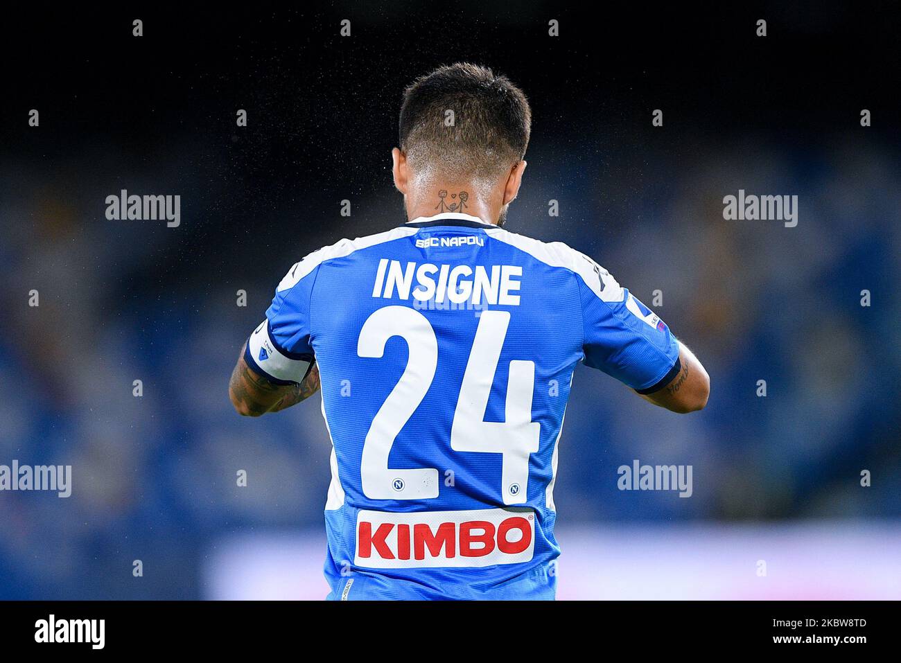 Lorenzo Insigne of SSC Napoli and the familty tattoo on the neck during ...