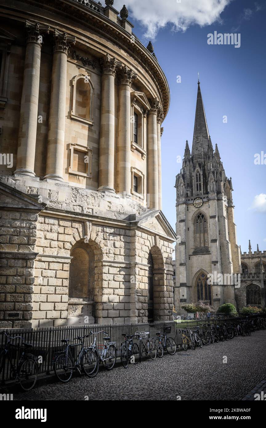 Images of Oxford, Oxfordshire, England, UK. Radcliffe Camera. Picture ...