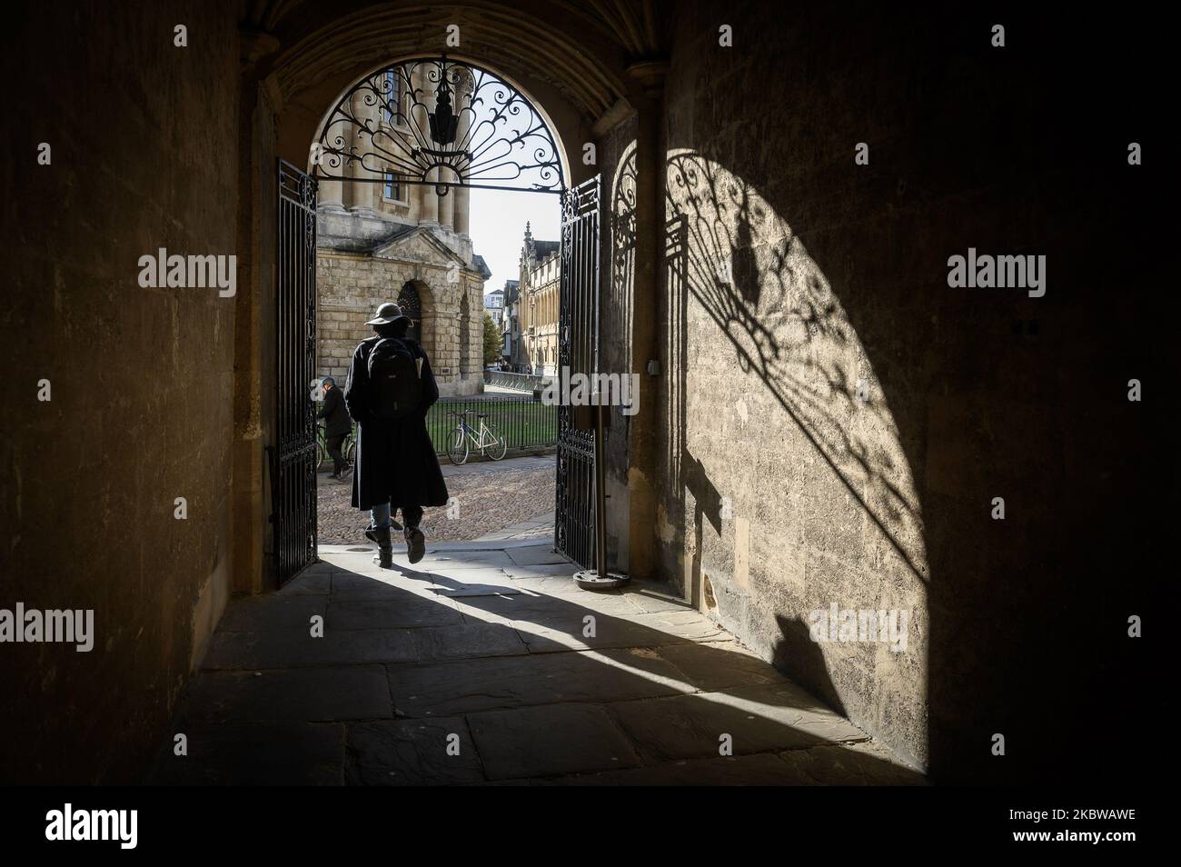 Images of Oxford, Oxfordshire, England, UK. Radcliffe Camera through a ...