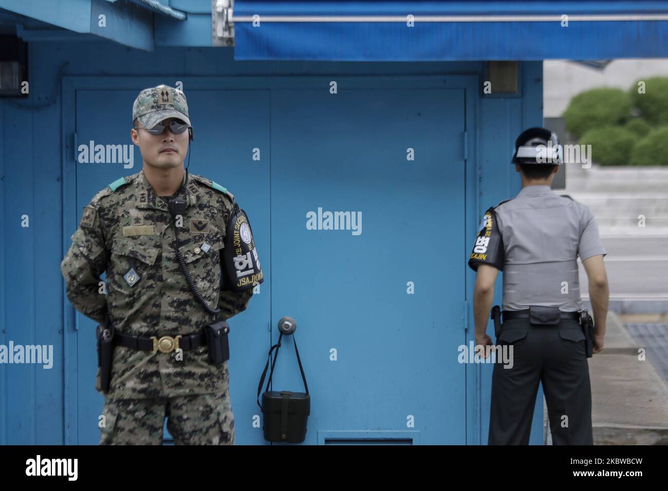 July 23, 2014-Paju, South Korea-South Korean soldiers stand guard to ...