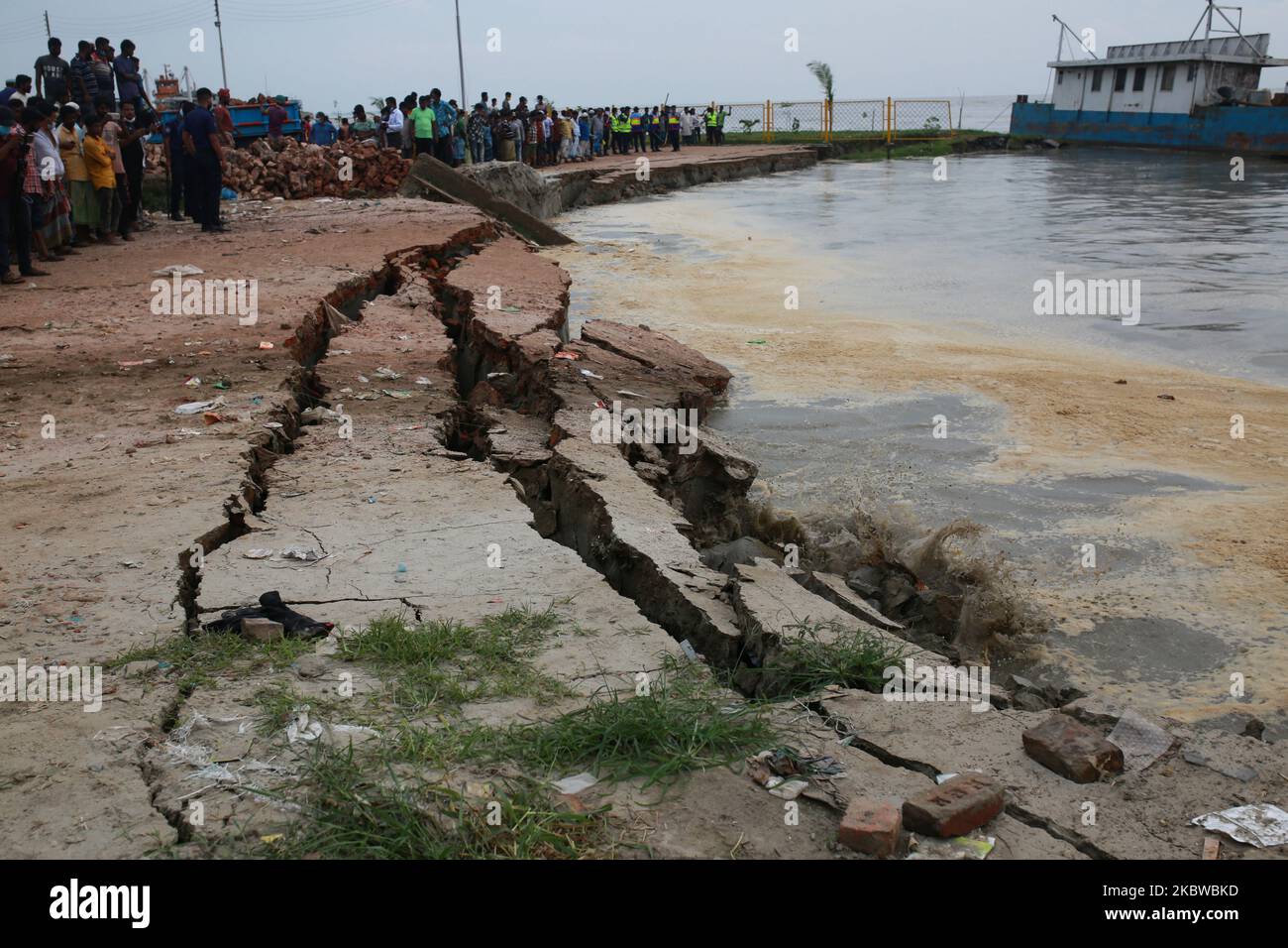 Soil collapse into the Padma River at Mawa Ferry Ghat, near Dhaka ...