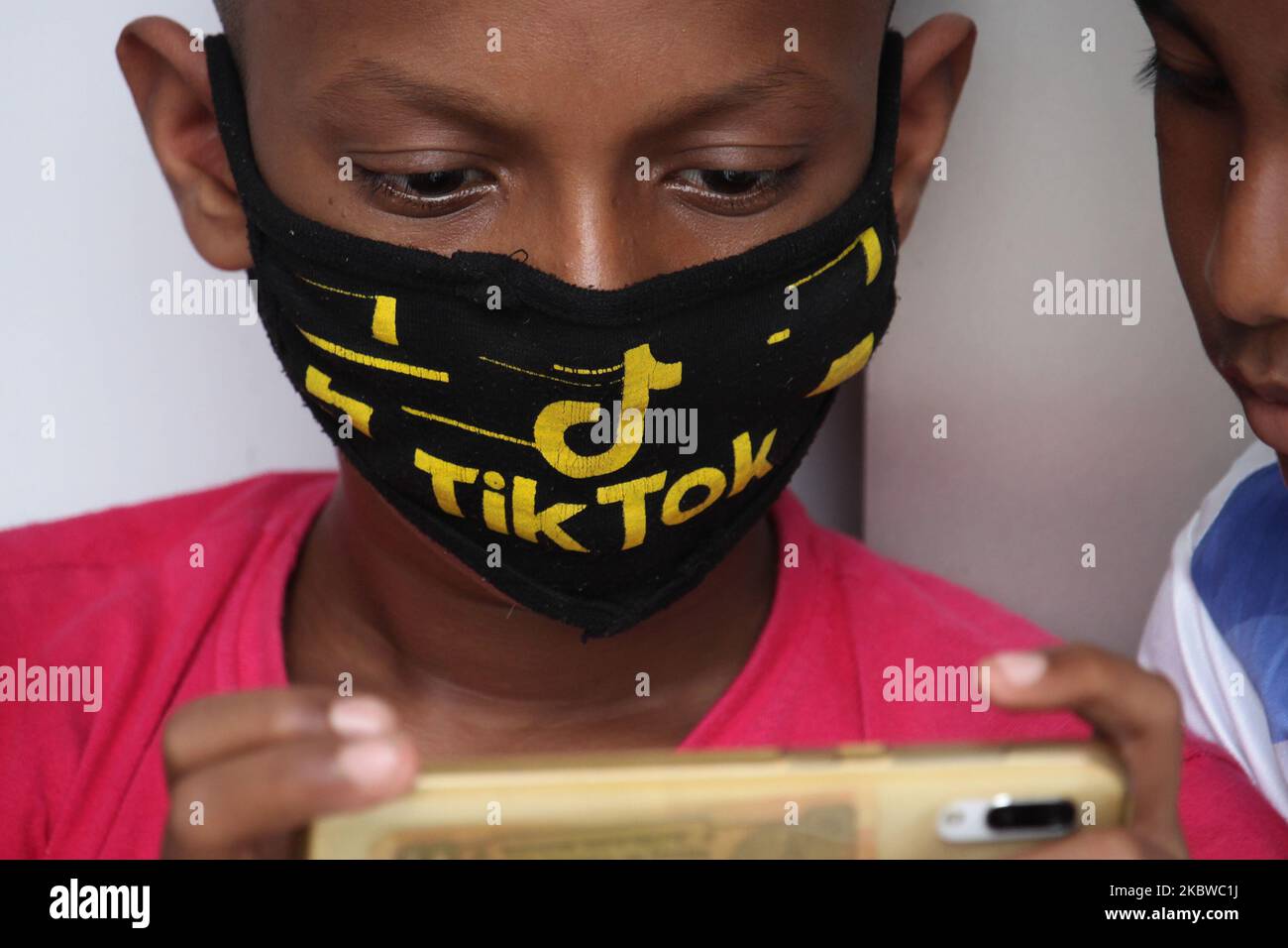 Smart tourism logo hi-res stock photography and images - Alamy